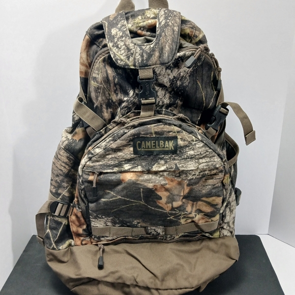 Camelbak | Bags | Camelbak Woodland Camo Large Backpack Outdoor ...